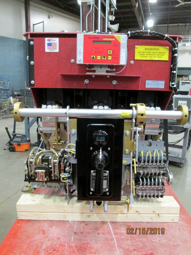 ITE type KD-A 3000A Solenoid Operated Air Circuit Breaker. - Circuit ...