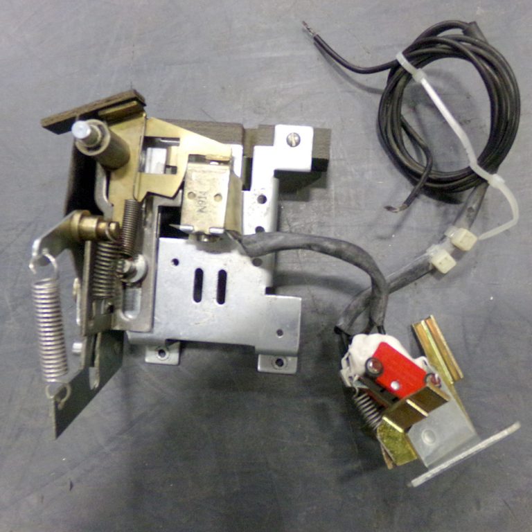 GE TPST10S 125VDC Shunt Trip Device for GE Power Break I - Circuit ...