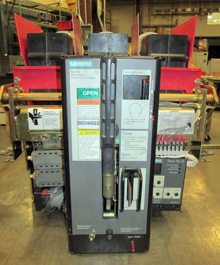 Siemens type RLF-1600 1600AF Electrically Operated Fused Air Circuit ...